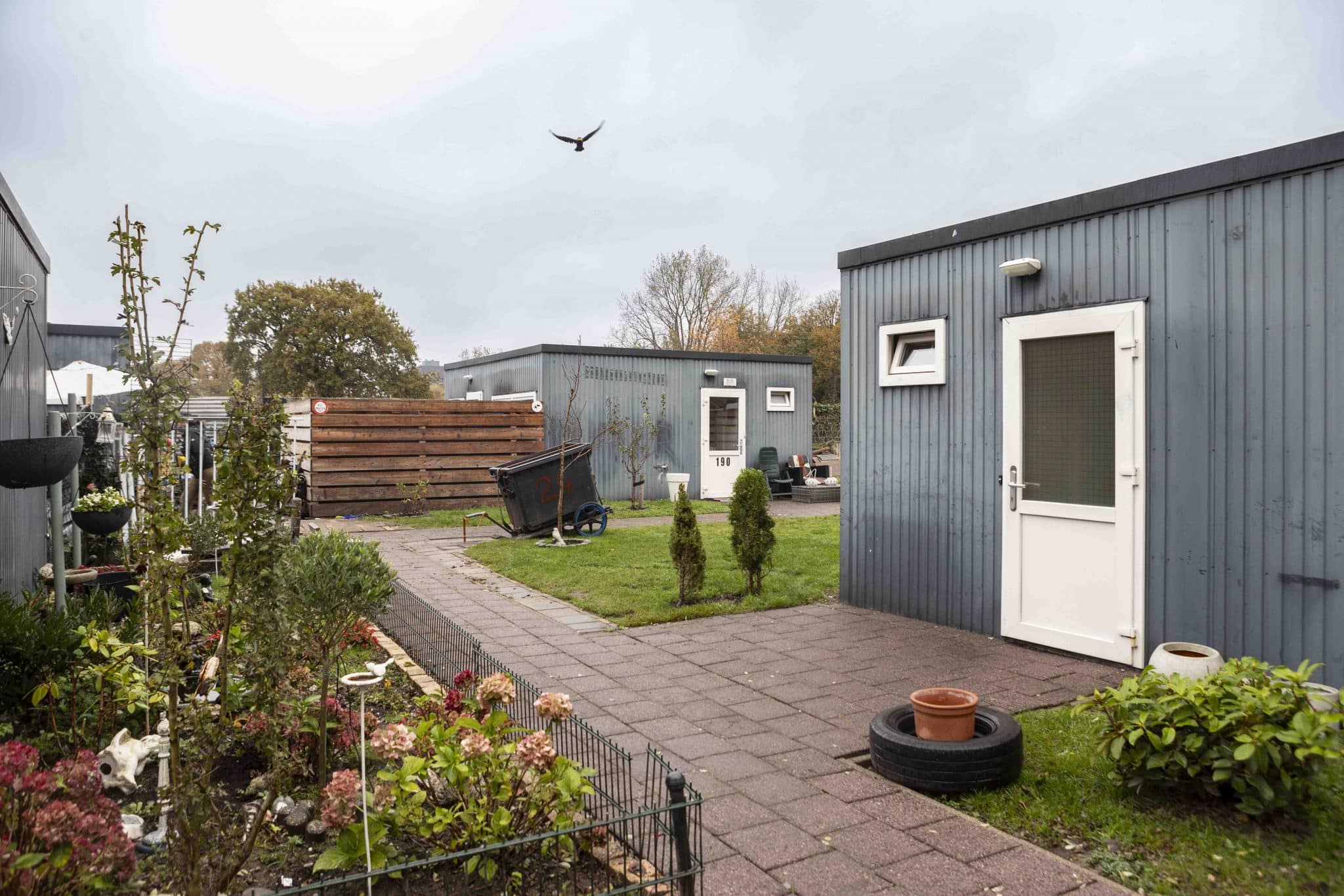 ‘Alles mag, als je wel normaal doet’: reportage skaeve huse Hilversum ...